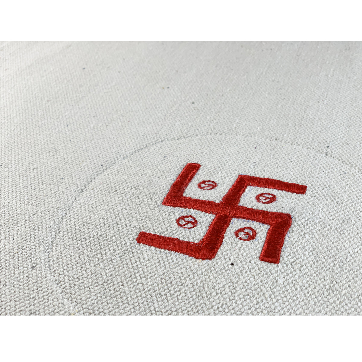 Meditation Mat with Kusha Grass – AKARA Collection